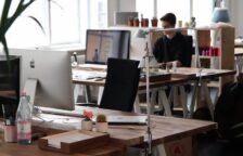 9 Tips for Working While in College | The University Network