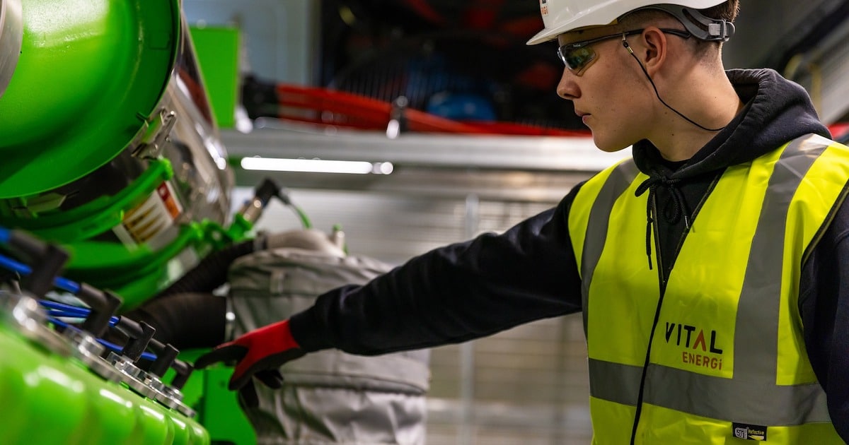 12 Chemistry Jobs for Chemistry Majors to Consider | TU