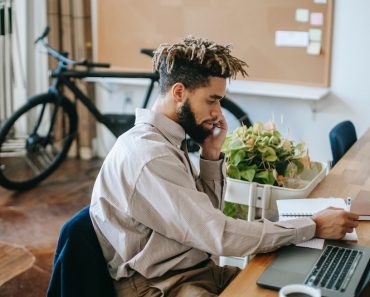 12 mejores trabajos en línea para estudiantes universitarios | TONEL