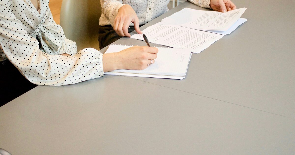 12 Typical Job Interview Questions and Ways to Answer | TUN