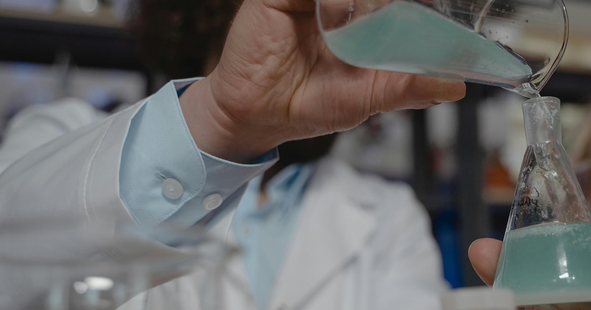 12 Biochemistry Jobs for Biochemistry Majors | The University Network